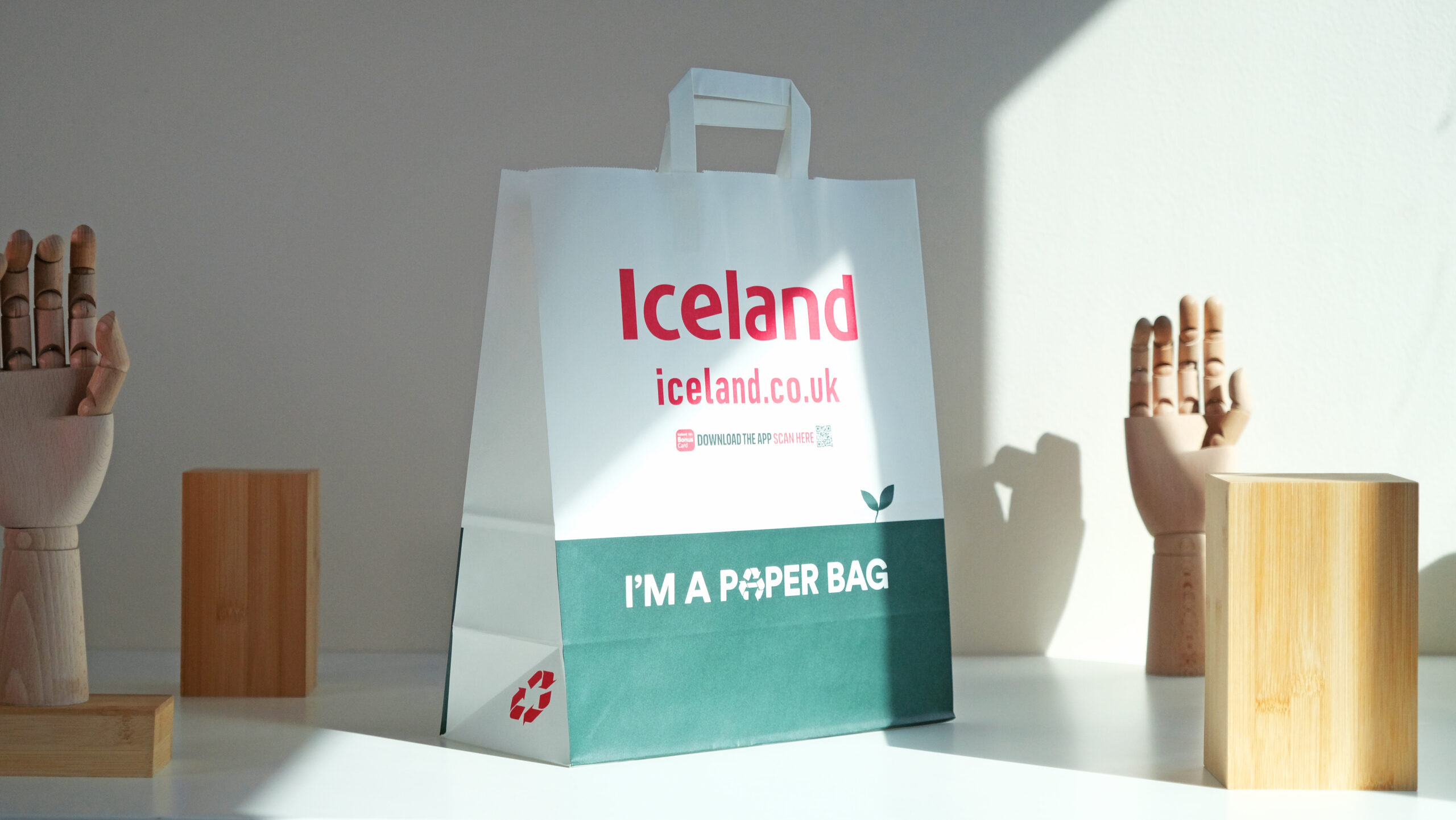 Iceland Foods and Paptic launch an innovative carrier bag